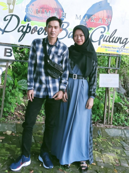 Website Pernikahan Wawan Hermawan dan Kurniawati